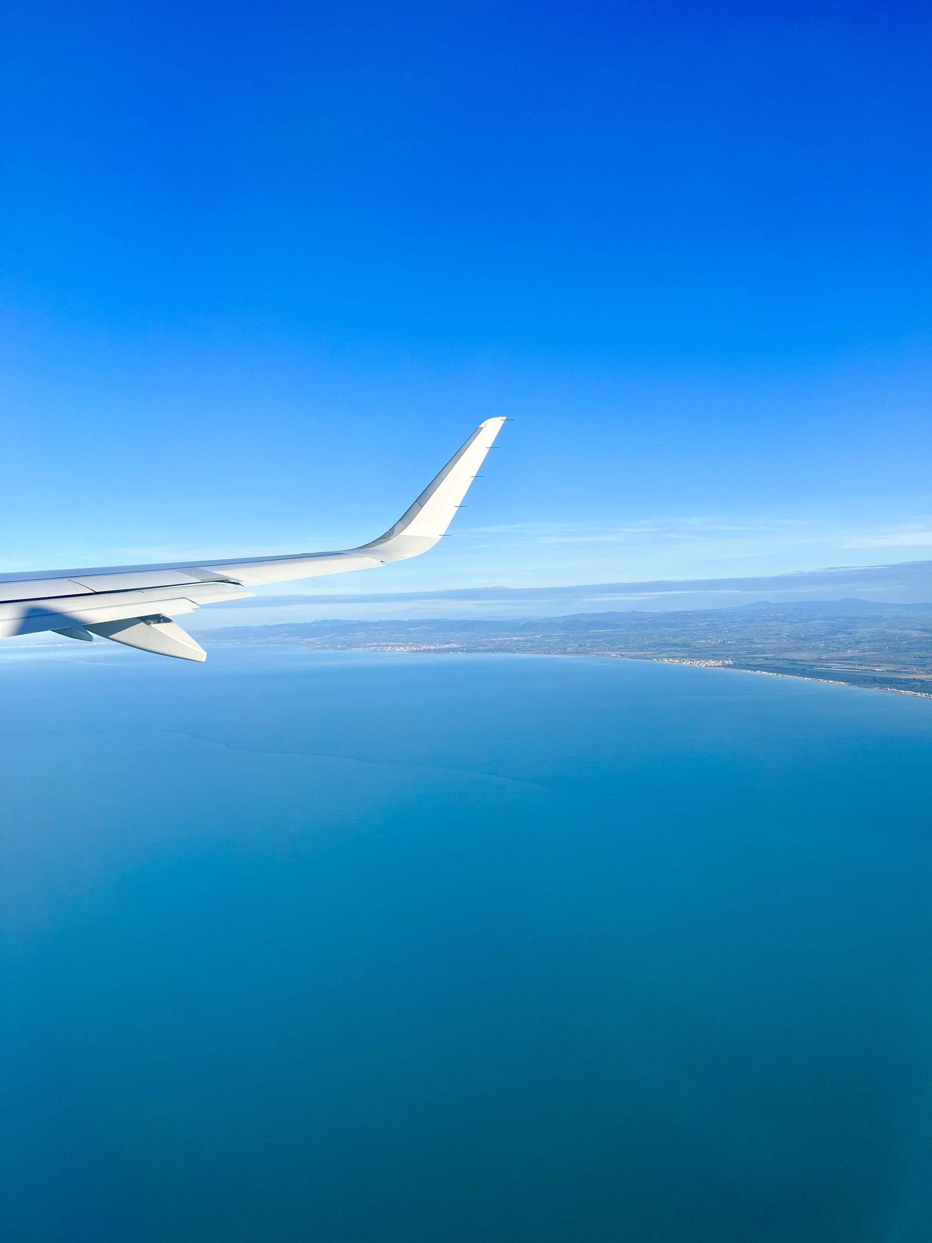 25 Long Haul Flight Essentials (+ Long Flight Tips!) - Our Escape Clause