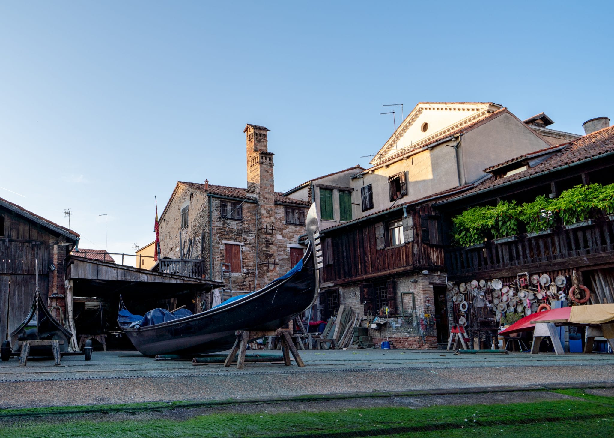 Secret Venice: 21 Off the Beaten Path Spots + Hidden Gems