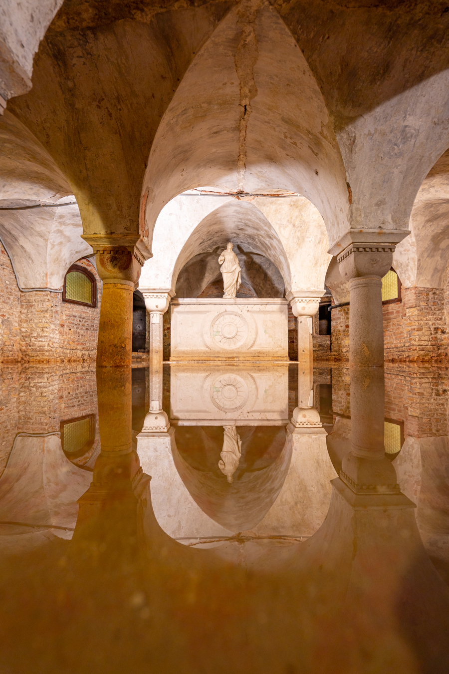 Secret Venice: 21 Off the Beaten Path Spots + Hidden Gems