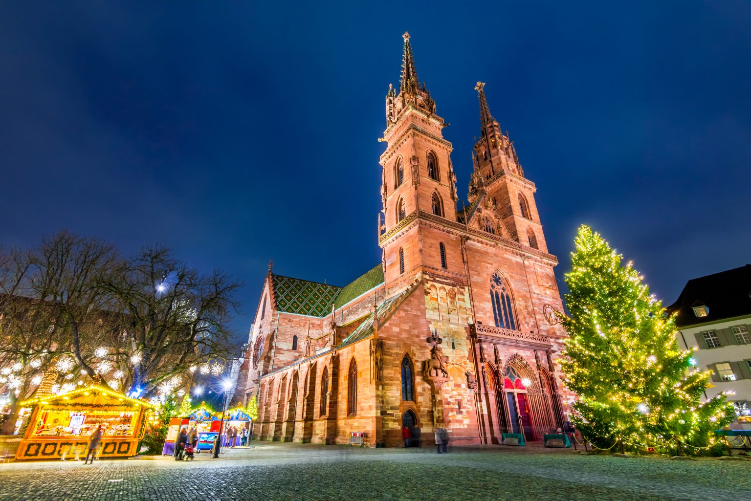 25 Wonderful Destinations for Winter in Europe (Sun, Snow, or Christmas!)