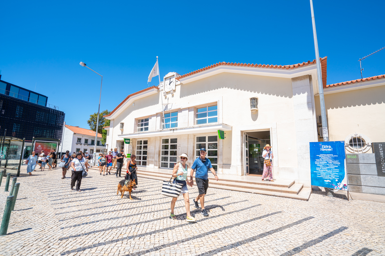How to Take the Perfect Day Trip to Cascais From Lisbon (+ Tips for ...