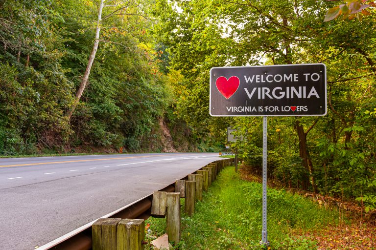 15+ Vibrant Places to Visit in Virginia (Best Vacation Spots!)