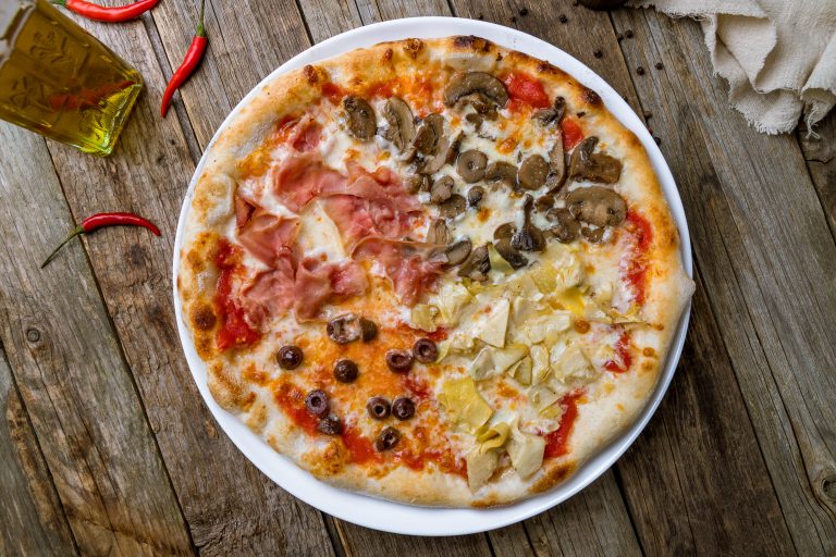 How to Eat Pizza in Italy: 13 Practical Tips (+ Toppings Guide!) - Our ...