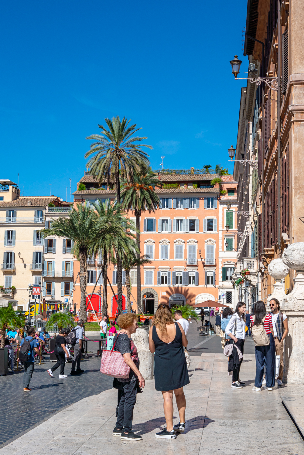 What to Wear in Rome By Season (Tips for Women + Men)